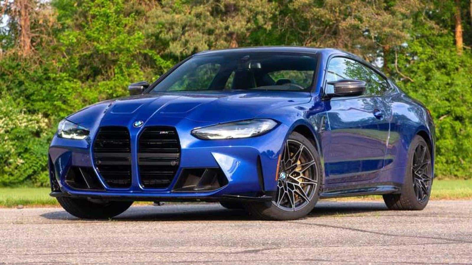 How the BMW M4 Stands Out in the World of Luxury Sports Cars ...