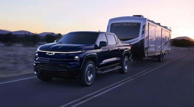 Our Picks for the Best 2024 All-Wheel Drive and Four-Wheel Drive Chevy ...