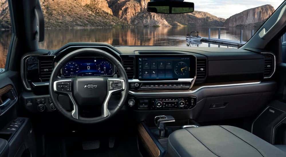How the 2025 Chevy Silverado 1500 Beats Its 2025 Toyota Tundra Competitor