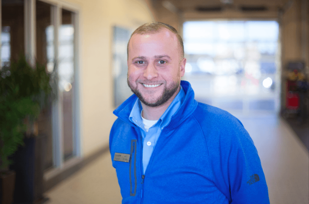 Detail and Recondition Your Vehicle In St. Louis, MO - Frank Leta Acura