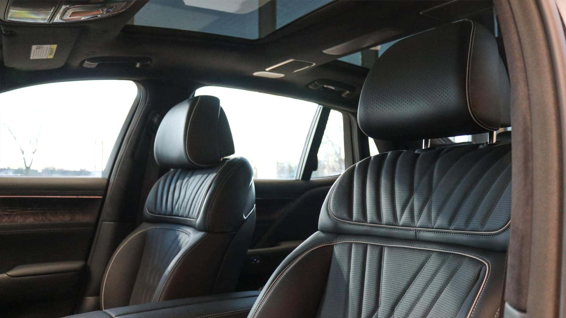 2025 Genesis G90 | Luxury Sedan with Advanced Tech