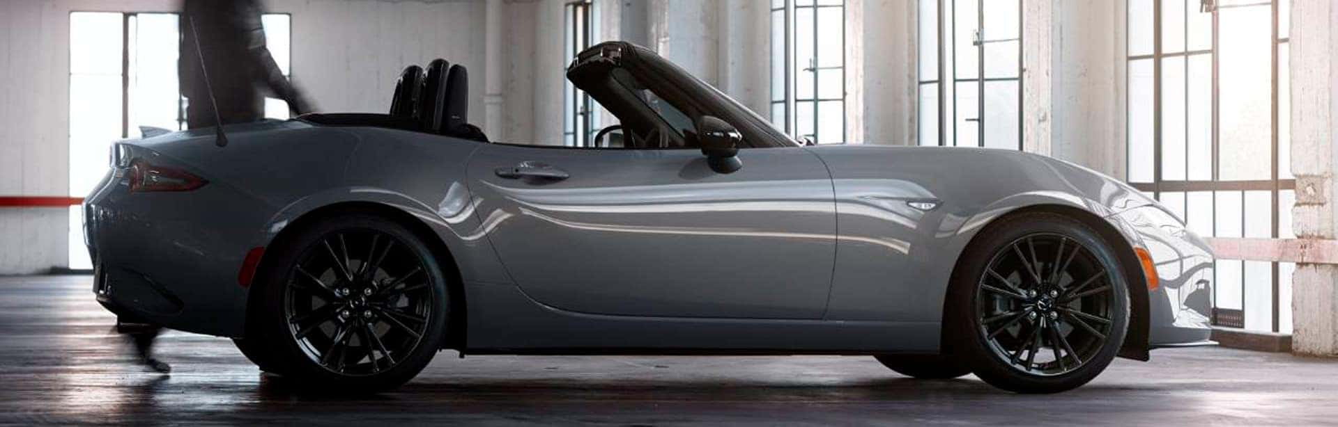 See the New Mazda MX-5 Miata Near Buffalo Grove IL | Features Review